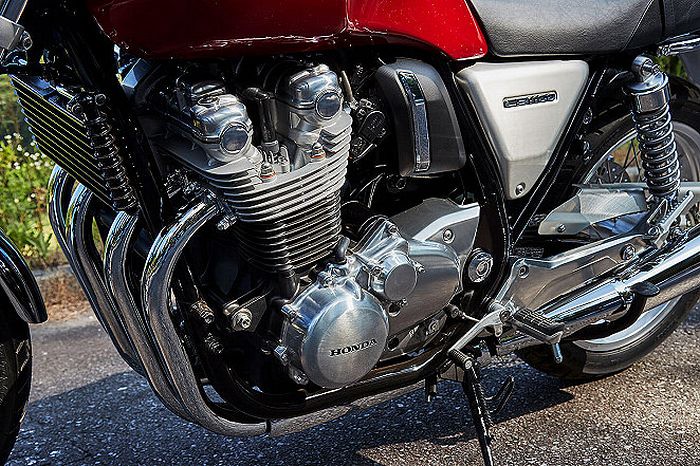 Honda CB 1100 EX 2019 - Fiche moto, avis, photos, technique